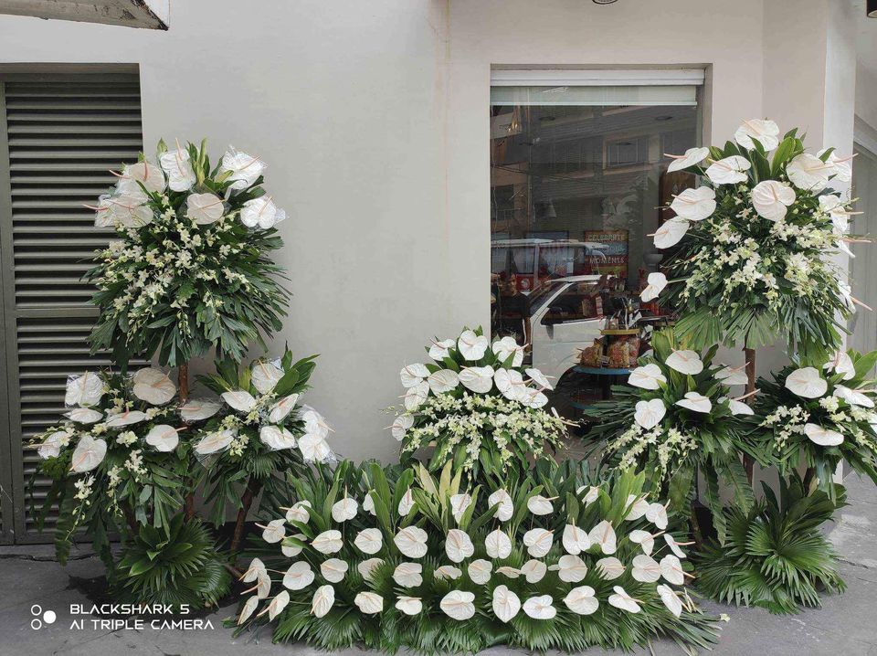 Funeral Set – CREATIVE LOVE FLOWER DESIGN SERVICES