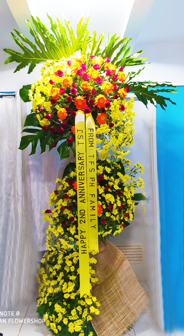Single Grand Standee – CREATIVE LOVE FLOWER DESIGN SERVICES